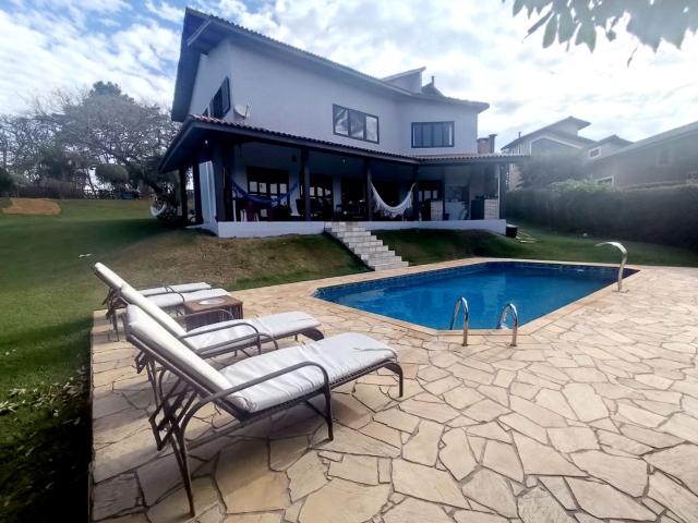 Casa em Jardim Meny, São Roque/SP de 350m² 7 quartos à venda por R$ 1.589.900,00