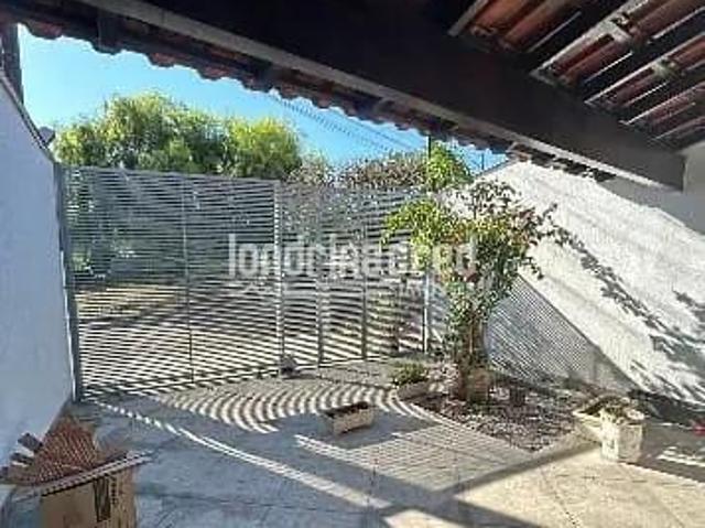Casa em Jardim Neman Sahyun, Londrina/PR de 143m² 3 quartos à venda por R$ 380.000,00