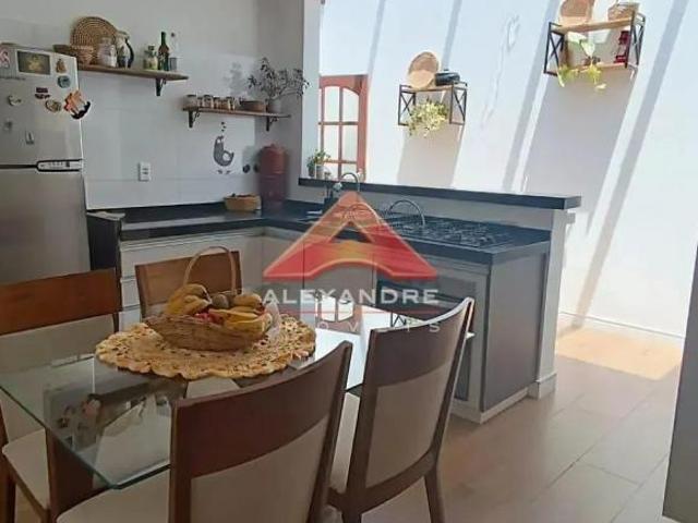 Casa em Jardim Nova Detroit, São José dos Campos/SP de 55m² 2 quartos à venda por R$ 450.000,00