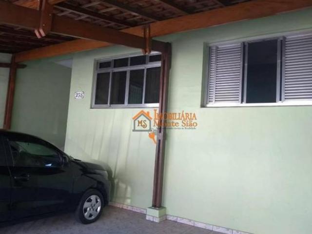 Casa em Jardim Nova Taboão, Guarulhos/SP de 176m² 3 quartos à venda por R$ 741.000,00
