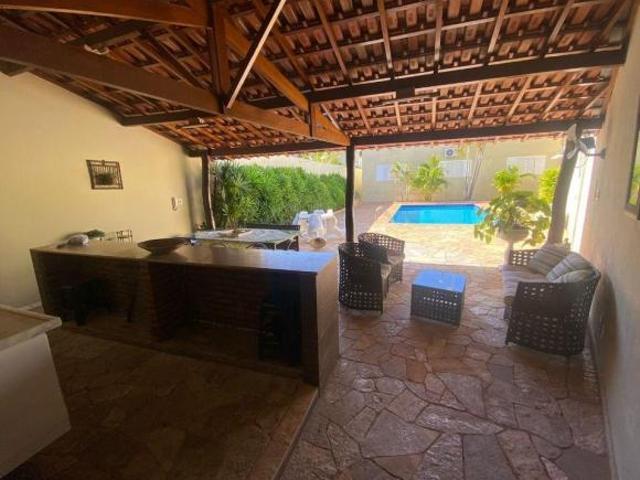 Casa em Jardim Nova Yorque, Araçatuba/SP de 450m² 3 quartos à venda por R$ 998.000,00