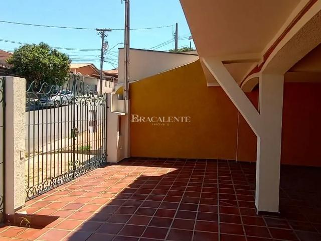 Casa em Jardim Novo Mundo, Valinhos/SP de 208m² 3 quartos à venda por R$ 820.000,00 ou para locação R$ 4.500,00/mes