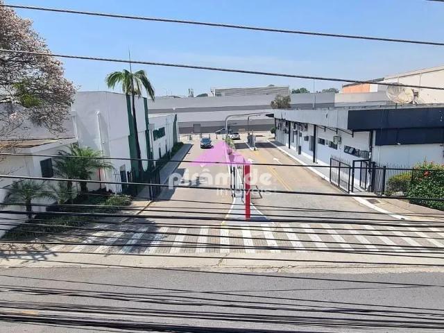 Casa em Jardim Oswaldo Cruz, São José dos Campos/SP de 409m² 8 quartos à venda por R$ 1.989.000,00