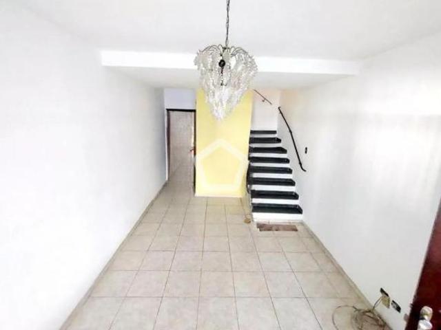 Casa em Jardim Oriental