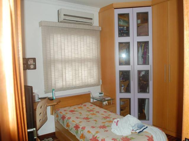 Casa em Jardim Paraventi, Guarulhos/SP de 250m² 3 quartos à venda por R$ 789.000,00
