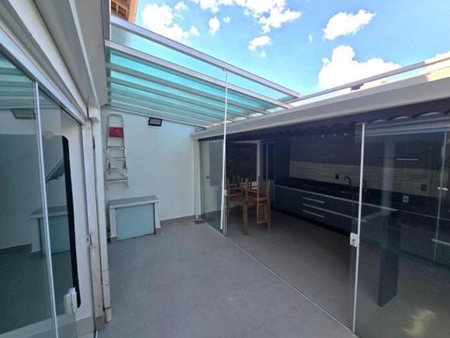 Casa em Jardim Passárgada I, Cotia/SP de 110m² 4 quartos à venda por R$ 880.000,00 ou para locação R