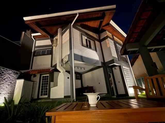 Casa em Jardim Paulista II, Jundiaí/SP de 350m² 3 quartos à venda por R$ 1.621.000,00