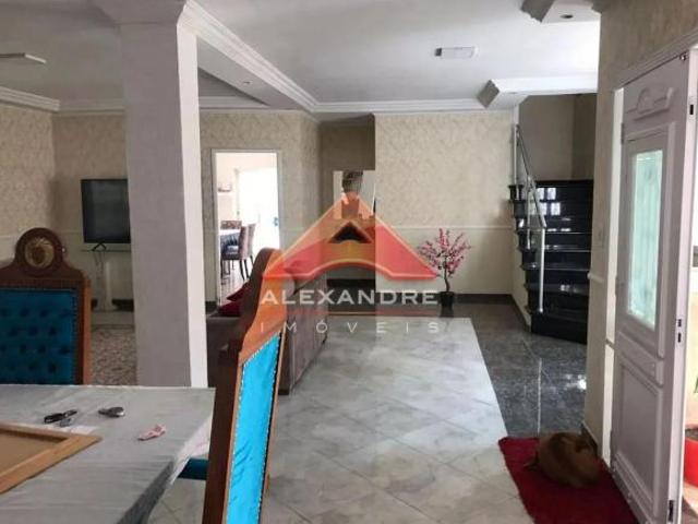 Casa em Jardim Paulista, São José dos Campos/SP de 400m² 3 quartos à venda por R$ 2.300.000,00 ou pa