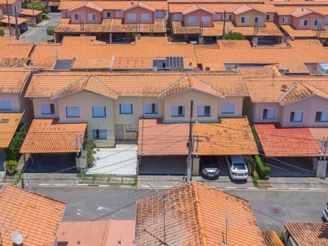 Casa em Jardim Petrópolis, Cotia/SP de 50m² 3 quartos à venda por R$ 460.000,00