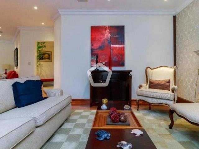 Casa em Jardim Petrópolis