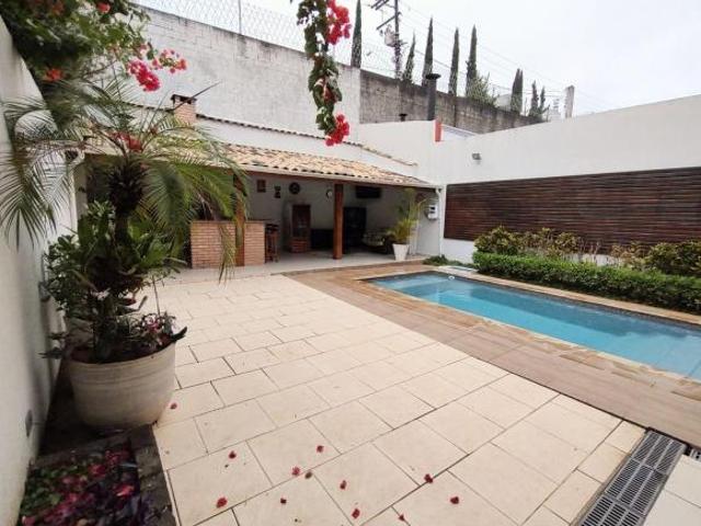 Casa em Jardim Pioneira, Cotia/SP de 146m² 3 quartos à venda por R$ 1.200.000,00