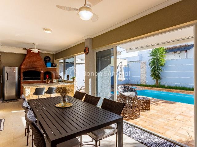 Casa em Jardim Planalto, Paulínia/SP de 251m² 3 quartos à venda por R$ 1.249.900,00