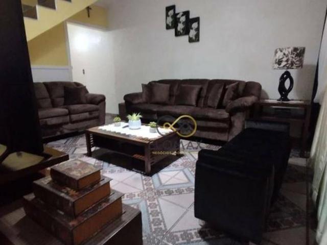 Casa em Jardim Presidente Dutra, Guarulhos/SP de 228m² 4 quartos à venda por R$ 703.000,00