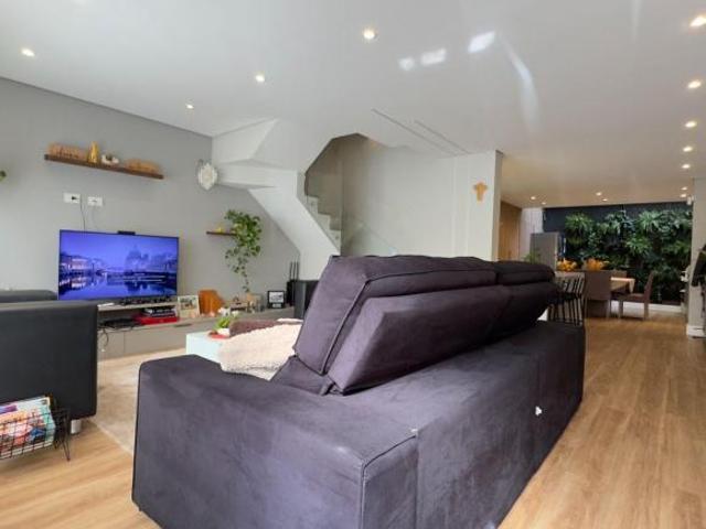 Casa em Jardim Rebelato, Cotia/SP de 164m² 4 quartos à venda por R$ 995.000,00