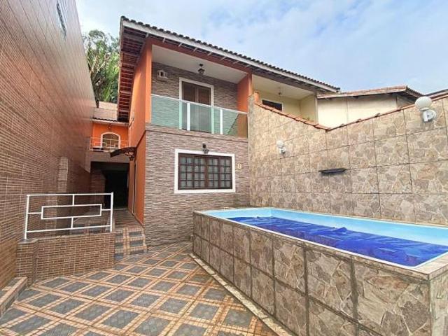 Casa em Jardim Rebelato, Cotia/SP de 201m² 3 quartos à venda por R$ 650.000,00