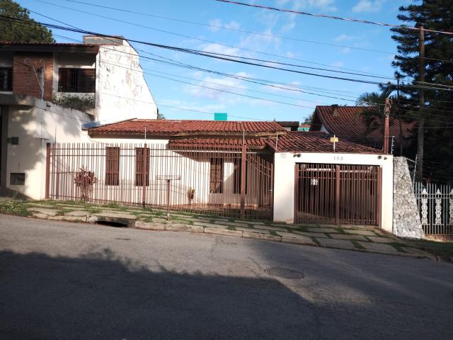 Casa em Jardim Refúgio, Sorocaba/SP de 377m² 2 quartos à venda por R$ 810.400,00