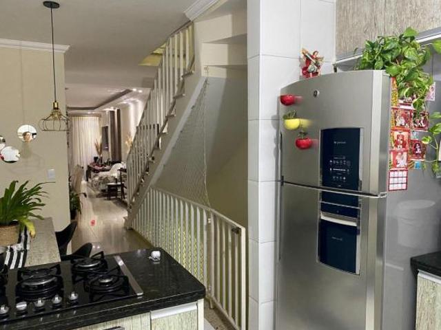 Casa em Jardim Rio das Pedras, Cotia/SP de 240m² 3 quartos à venda por R$ 800.000,00