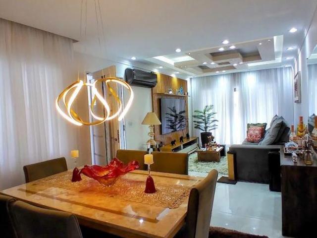 Casa em Jardim Rio das Pedras, Cotia/SP de 285m² 3 quartos à venda por R$ 900.000,00