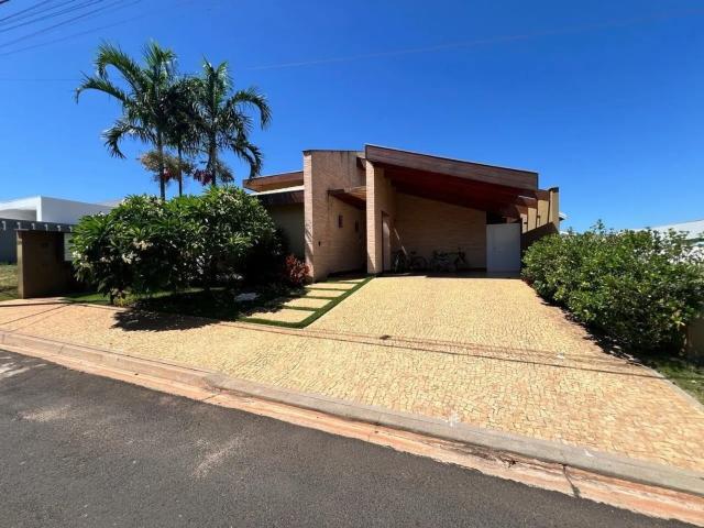 Casa em Jardim São Domingos, Marília/SP de 570m² 3 quartos à venda por R$ 2.499.900,00