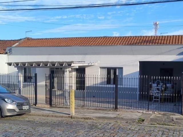 Casa em Jardim Santa Carolina, Mogi das Cruzes/SP de 211m² 5 quartos à venda por R$ 689.900,00