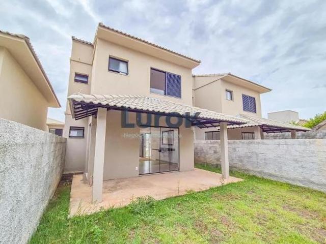Casa em Jardim Santa Helena, Valinhos/SP de 121m² 3 quartos à venda por R$ 973.843,00