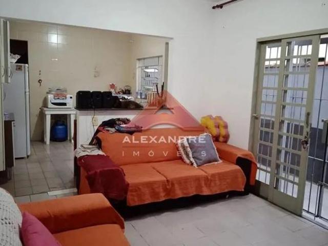 Casa em Jardim Santa Inês I, São José dos Campos/SP de 100m² 2 quartos à venda por R$ 366.000,00