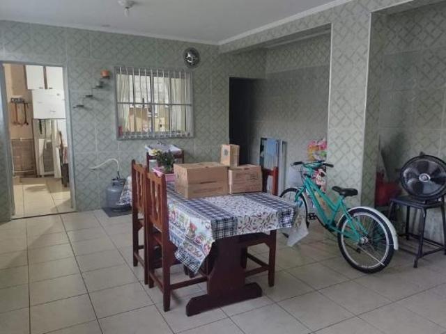 Casa em Jardim Santa Lídia