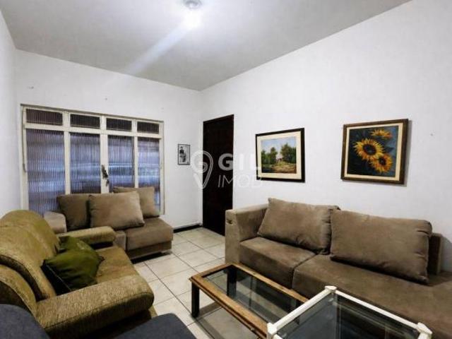 Casa em Jardim Santa Maria, Jacareí/SP de 115m² 3 quartos à venda por R$ 398.000,00