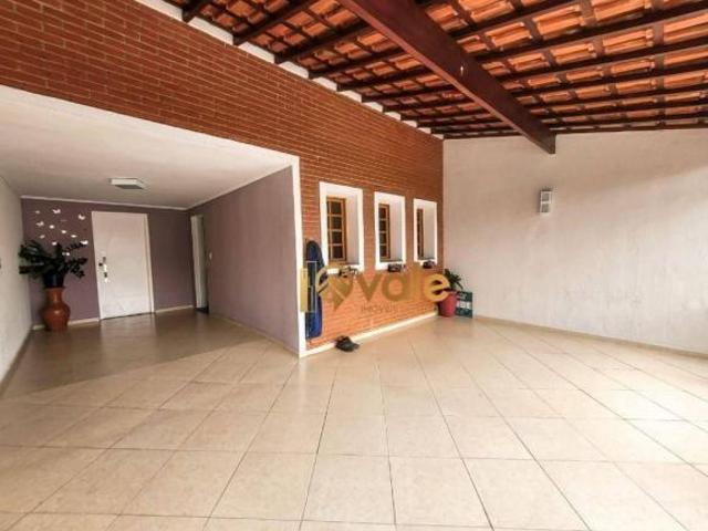 Casa em Jardim Santa Maria, Jacareí/SP de 133m² 3 quartos à venda por R$ 600.000,00