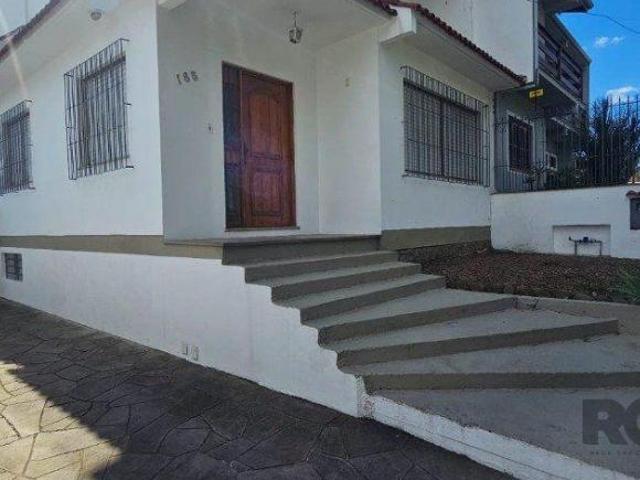 Casa em Jardim Sabará