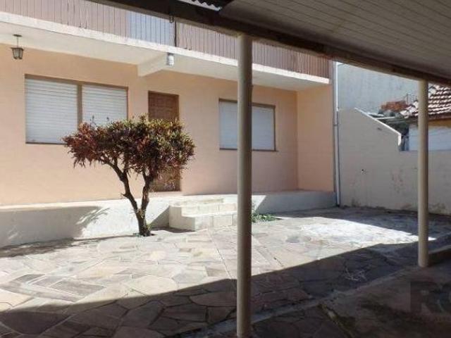 Casa em Jardim Sabará