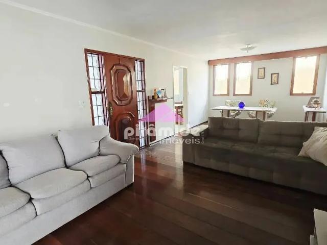 Casa em Jardim Satélite, São José dos Campos/SP de 200m² 4 quartos à venda por R$ 859.900,00