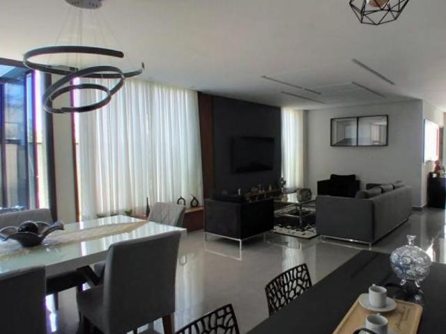 Casa em Jardim Semiramis, Cotia/SP de 195m² 3 quartos à venda por R$ 1.950.000,00