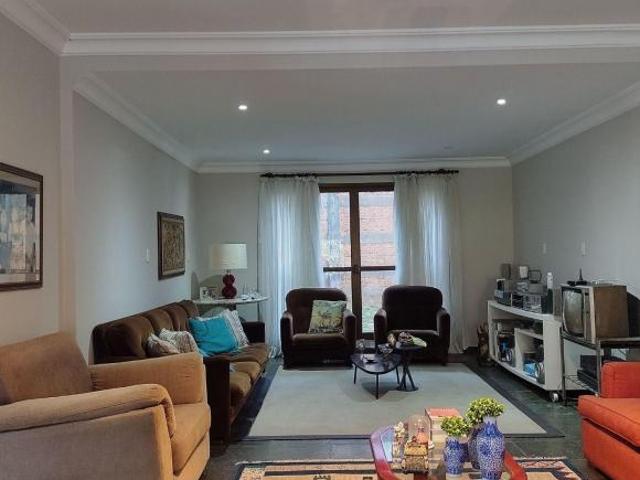 Casa em Jardim Semiramis, Cotia/SP de 343m² 4 quartos à venda por R$ 830.000,00