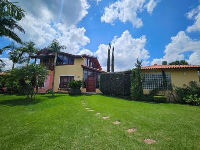 Casa em Jardim Suíça Paulista, São Roque/SP de 321m² 5 quartos à venda por R$ 2.000.000,00