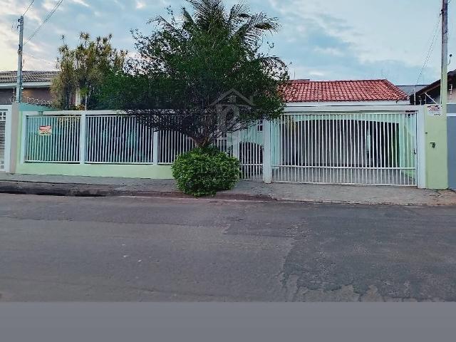 Casa em Jóquei Clube, Marília/SP de 190m² 3 quartos à venda por R$ 629.000,00