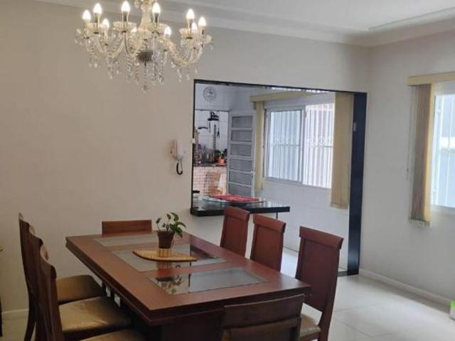 Casa em km 18, Osasco/SP de 360m² 4 quartos à venda por R$ 1.410.000,00