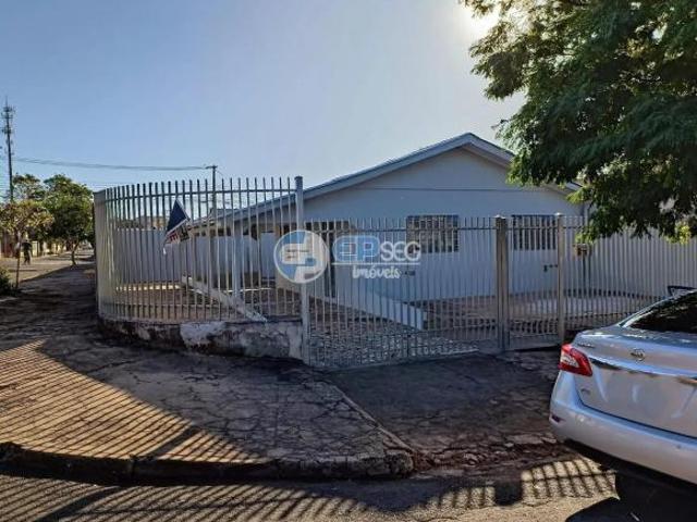 Casa em Luiz de Sá, Londrina/PR de 100m² 3 quartos à venda por R$ 250.000,00