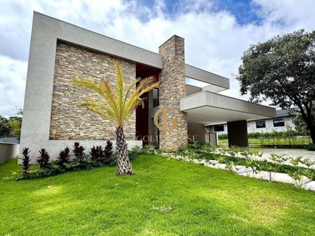 Casa em Lagoa Santa no Condomínio Victoria Golf