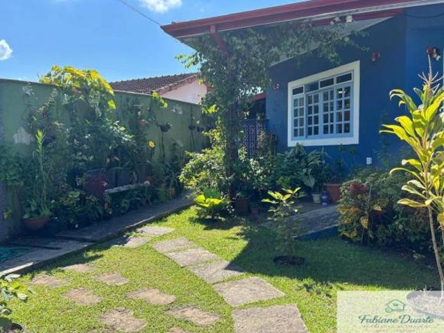 Casa em Lagoinha, Ubatuba/SP de 427m² 4 quartos à venda por R$ 1.350.000,00