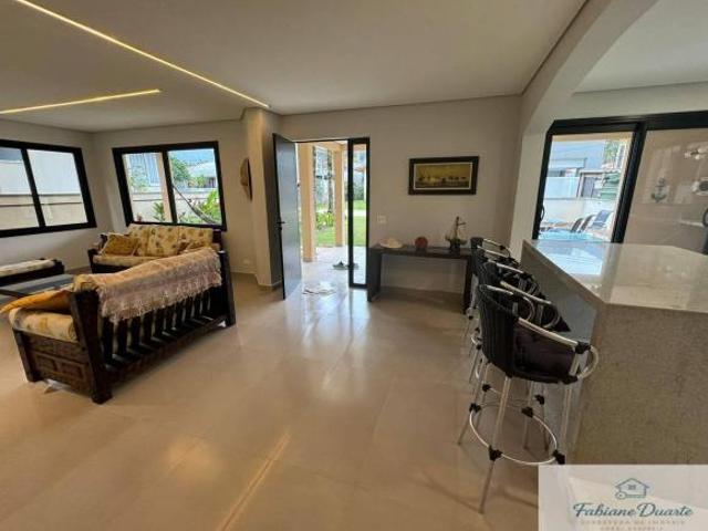 Casa em Lagoinha, Ubatuba/SP de 470m² 7 quartos à venda por R$ 3.650.000,00