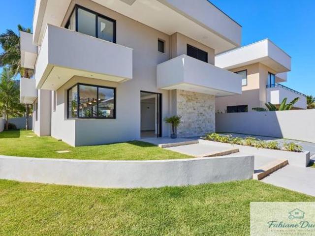 Casa em Lagoinha, Ubatuba/SP de 270m² 4 quartos à venda por R$ 3.500.000,00