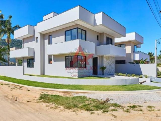 Casa em Lagoinha, Ubatuba/SP de 270m² 4 quartos à venda por R$ 3.800.000,00