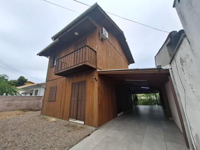 Casa em, Laguna/SC de 300m² 4 quartos à venda por R$ 679.000,00