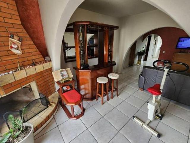 Casa em Lamenha Grande, Almirante Tamandaré/PR de 140m² 3 quartos à venda por R$ 500.000,00