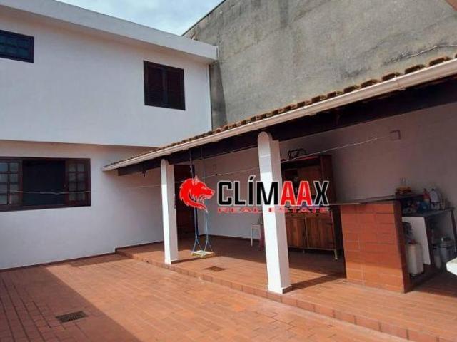 Casa em Lapa de Baixo com 179m², 4 dorm quintal, edícula e jardim Zona Oeste SP