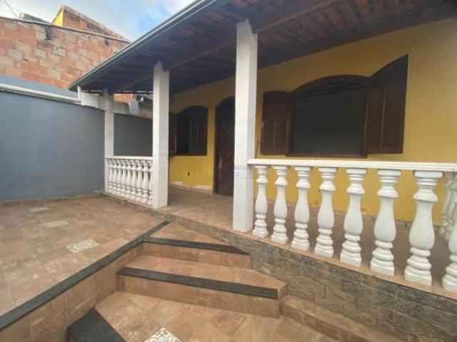 CASA EM LOTE 360m2