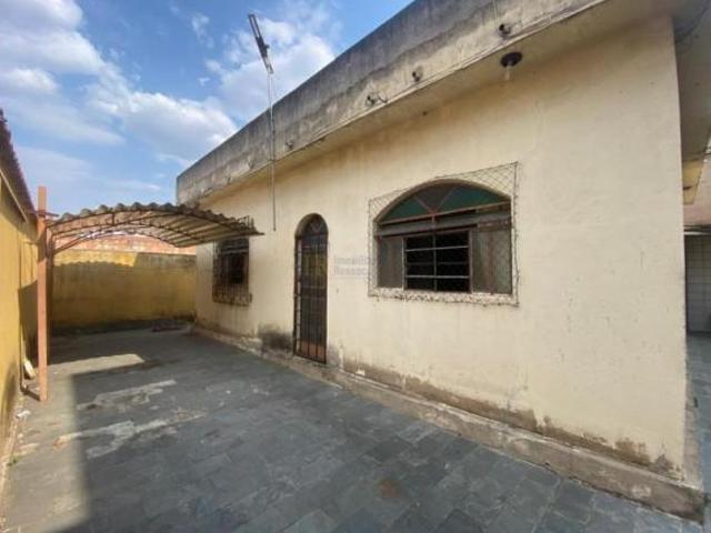 CASA EM LOTE 360m2