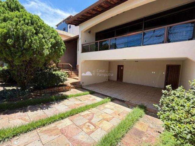 Casa em lote 360m² Itapoã