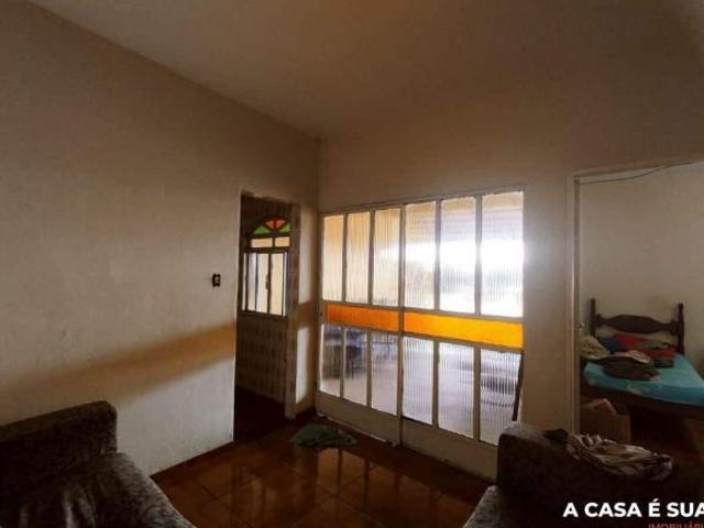 Casa em lote 360m² no Bairro Industrial